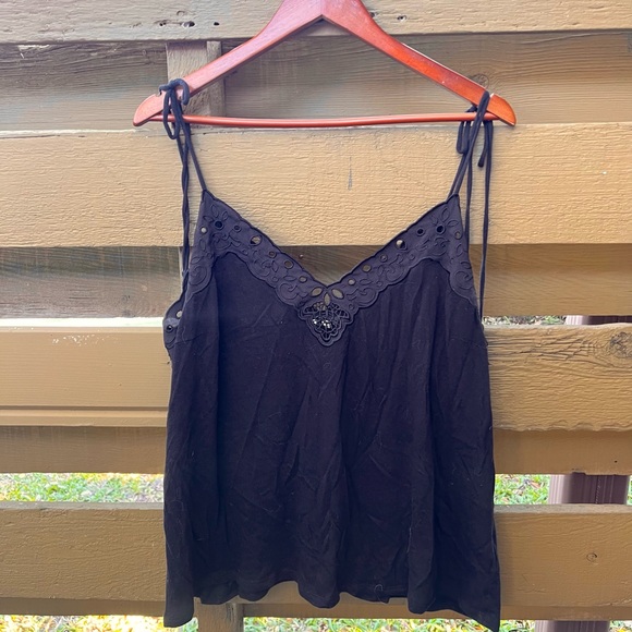 Express | Tops | Lace Neck Downtown Cami | Poshmark